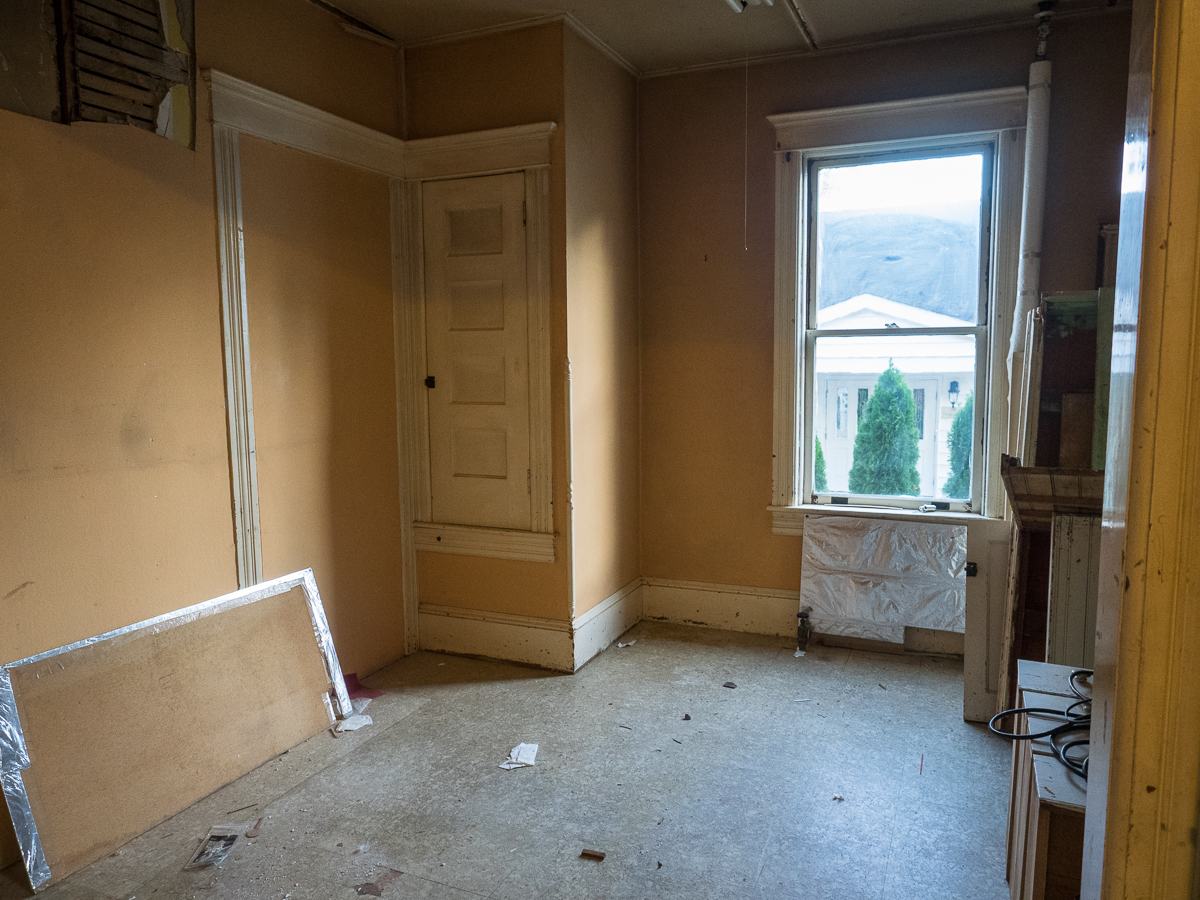 Poof! It’s Gone! – Our Cranbury House
