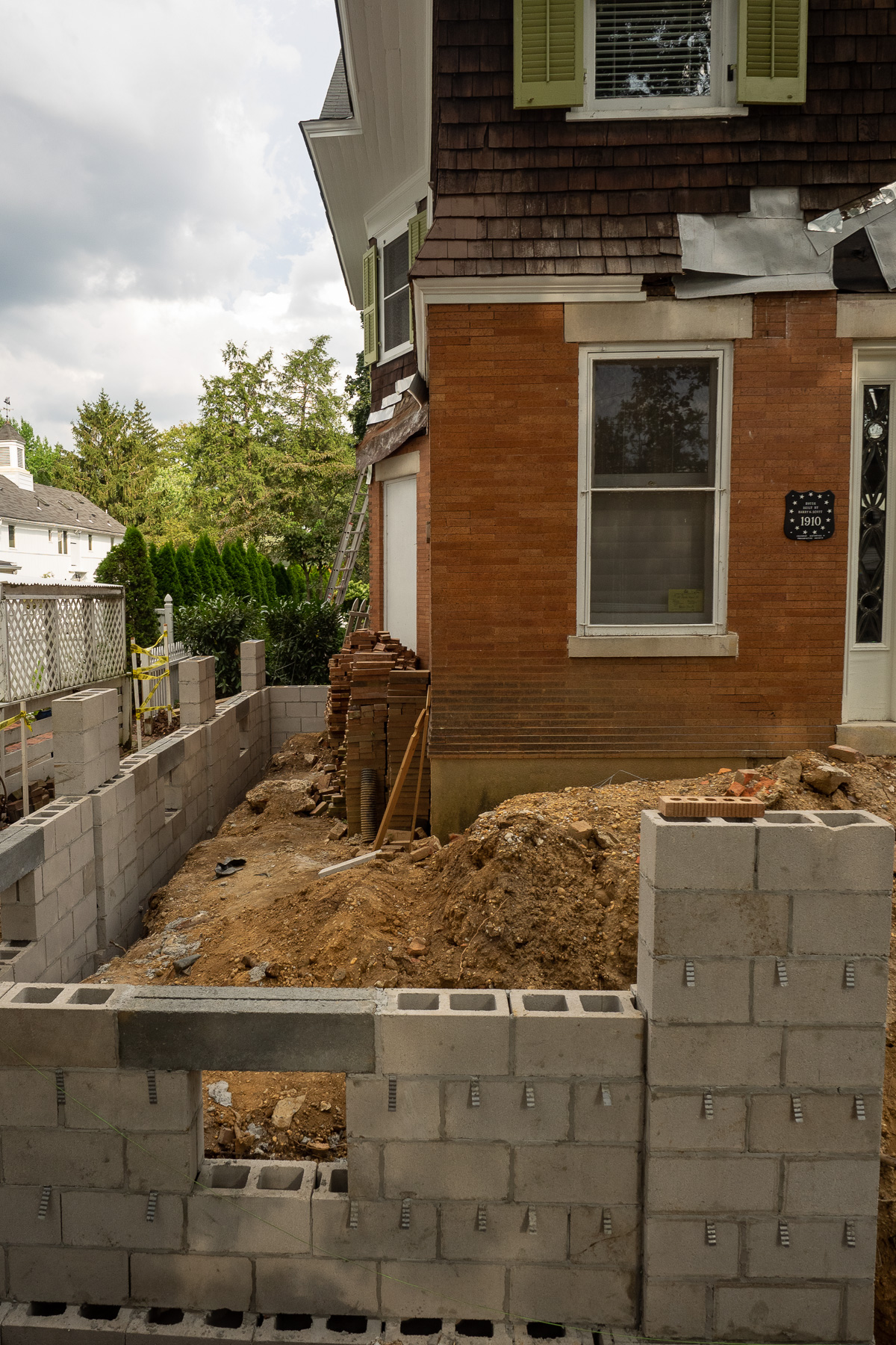 The Porch Takes Shape – Our Cranbury House