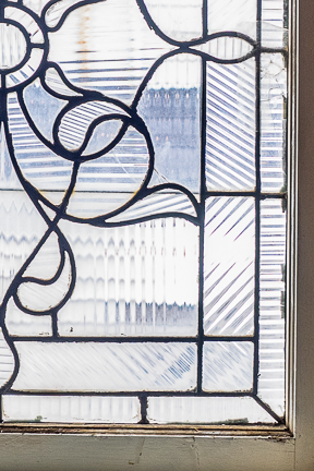 Bringing Sparkle to Leaded Glass Windows – Our Cranbury House